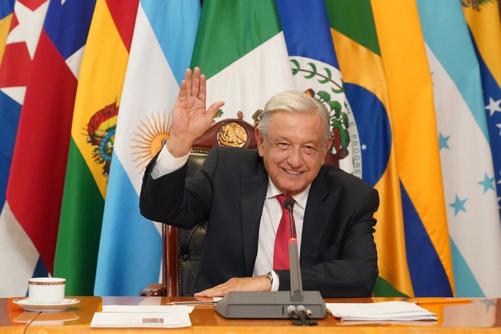 AMLO cita a reunión en Cancún a jefes de Estado de América Latina y el ...