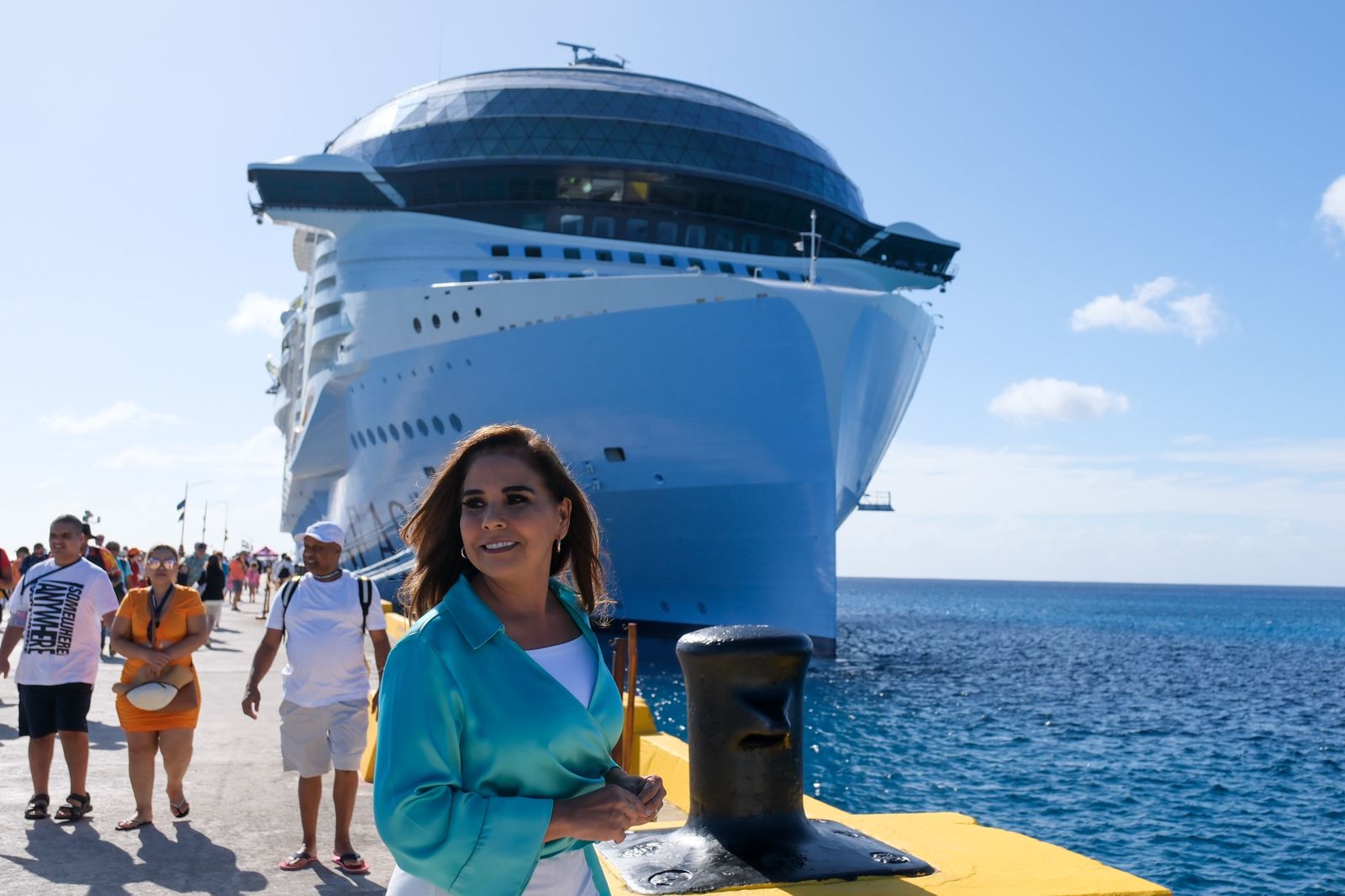 Recibe Mara al crucero más grande del mundo en Mahahual