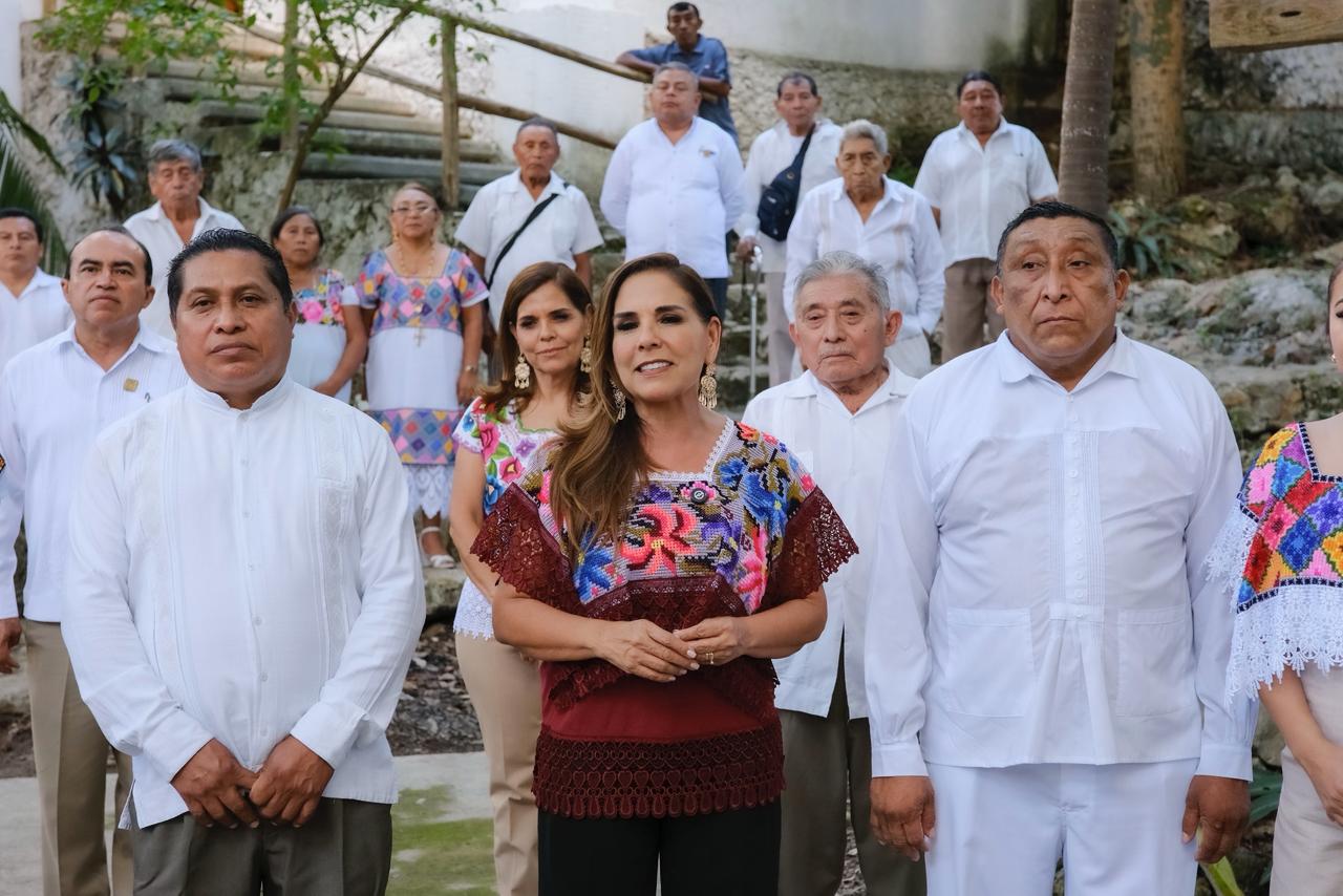 Mara Lezama recorre santuario maya en el Día Nacional de la Cultura Maya